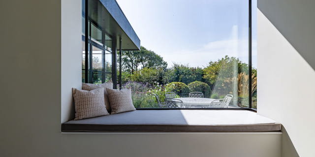 Oriel Windows | John Knight Glass